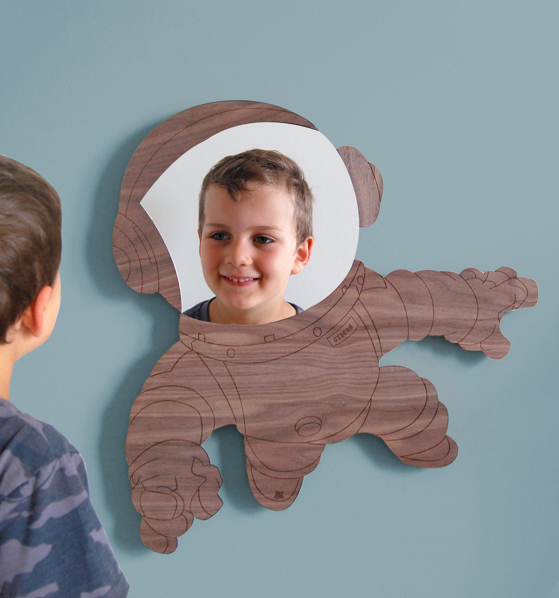 I'm a spaceman. Customised mirror – Yoni Alter