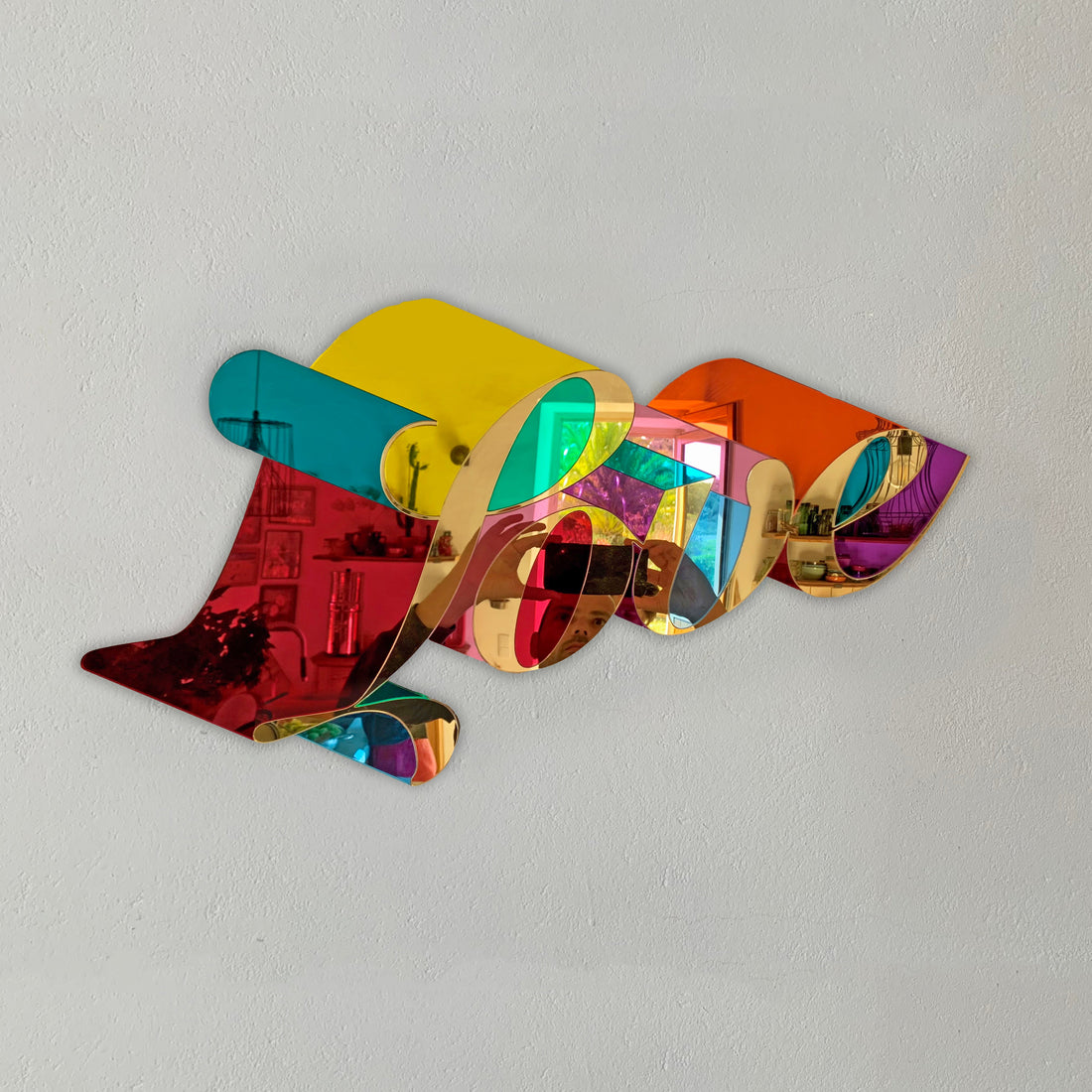 Kiss, Love & yes Mirrors – Yoni Alter